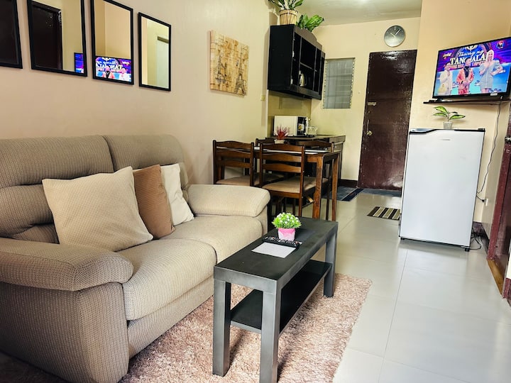 (Unit 1) 2br|smarttv|hotshower|gatedparkingarea - Malaybalay