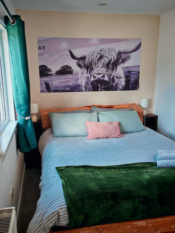 'Half Pint' 
1-bed And Living With Fireplace Insid - Dornoch