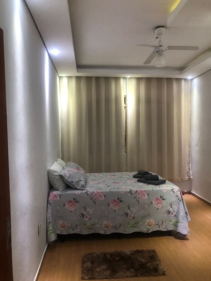 Confortável Apartamento 2 Quartos Aparecida Sp - Aparecida