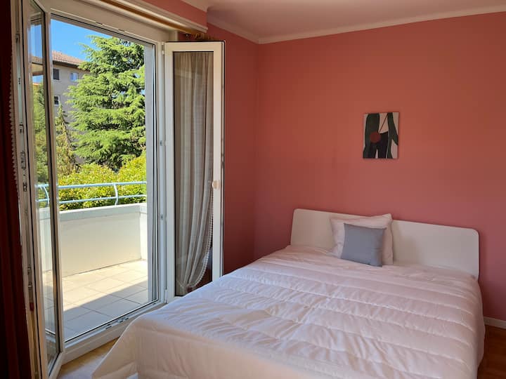 Fantastic Room Epfl Private Balcony &Free Parking - Crissier