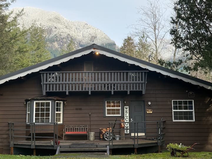 Fox Creek Retreat (4 Acres A/c View Ev Hot Tub) - Gold Bar, WA