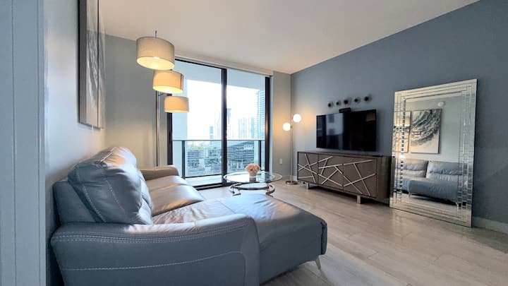 Spacieux Appartement Brickell ! 1 Chambre + Bureau, Parking Gratuit - Miami, FL