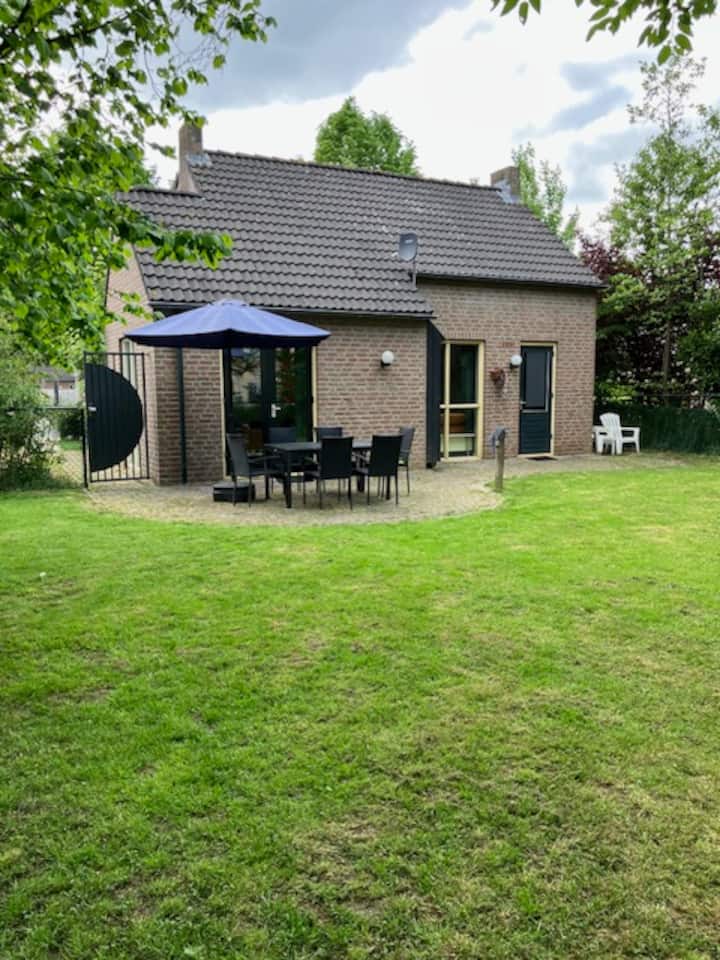 Komfortables Ferienhaus In Seenähe - Beuningen