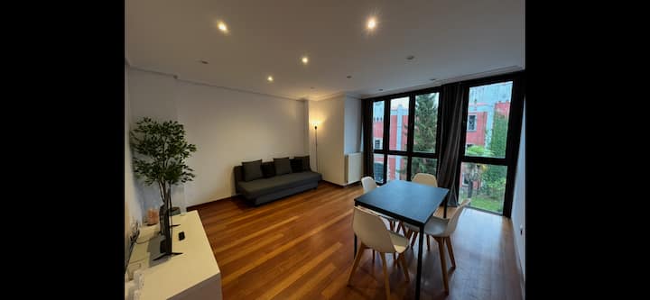 Apartamento Muy Céntrico A 5 Min. De La Catedral - Oviedo