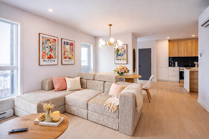 ÉLégant & Paisible 2ch Vue Rivière + Stationnement - Laval, Quebec, Canadà