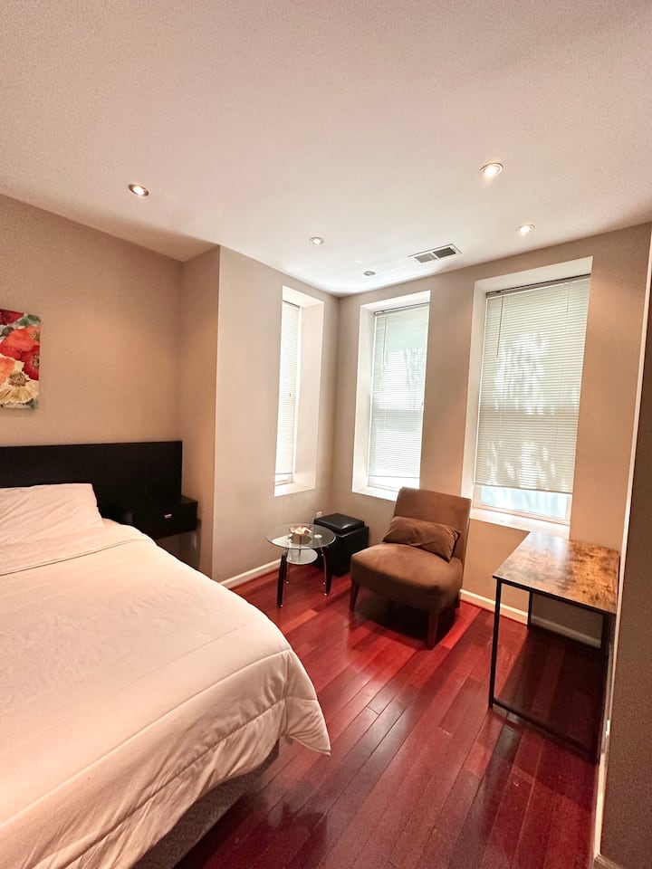 Private Suite Near Downtown - Walk Everywhere! - 워싱턴 D.C.