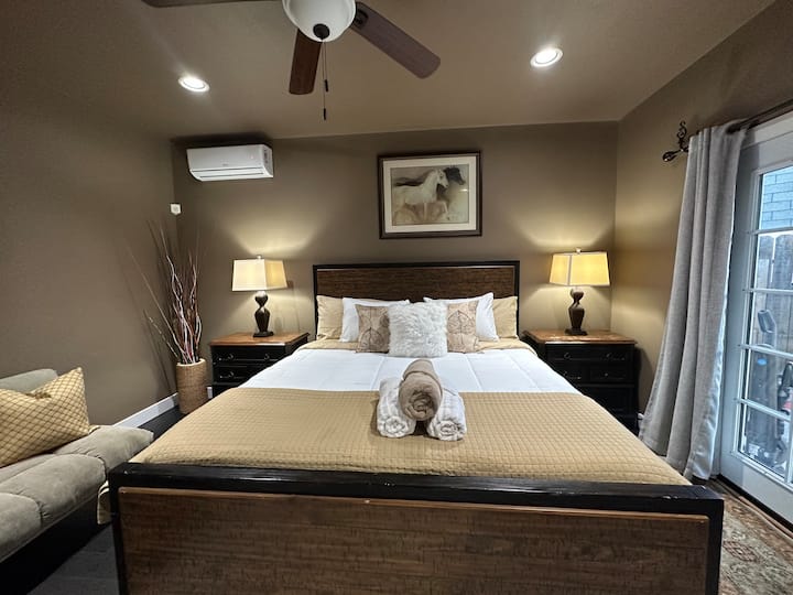 Master Bedroom With Private Entrance & Bathroom - Tulare, CA