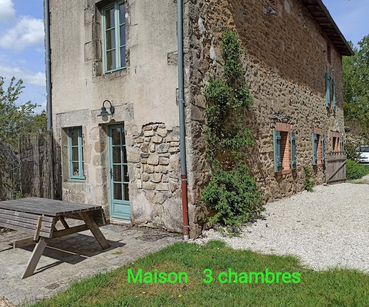 Gite 3 Chambres, 2 à 10 Pers Et Jardin Clôturé - Oradour-sur-Glane