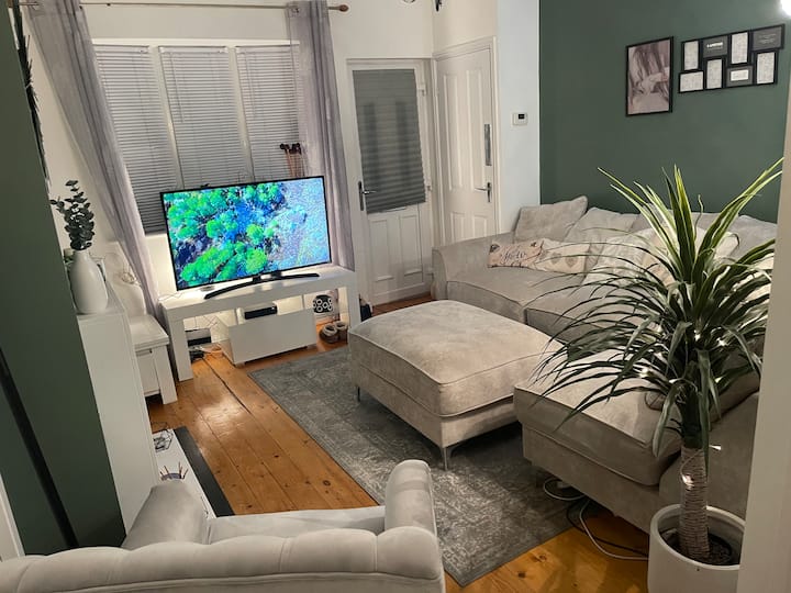 Double Room In 3 Bed Terrace Cottage, North Warks - Warwickshire