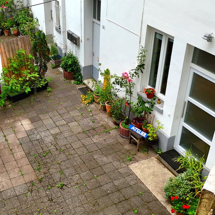 Atelier Loft
Hannover City
Im Schönen Innenhof - Hannover