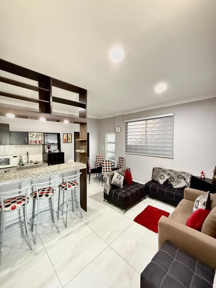 Acogedor Departamento En El Norte De La Ciudad - Guayaquil