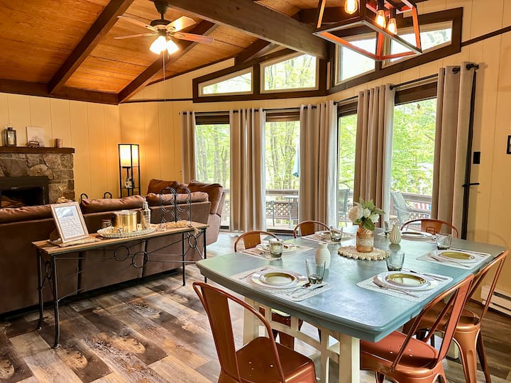 Charming Rustic Cabin In The Poconos - Albrightsville, PA