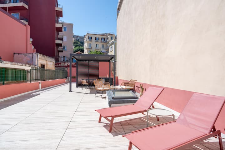 Le Nid | City Center | Terrace | Wifi A/c - Cagliari