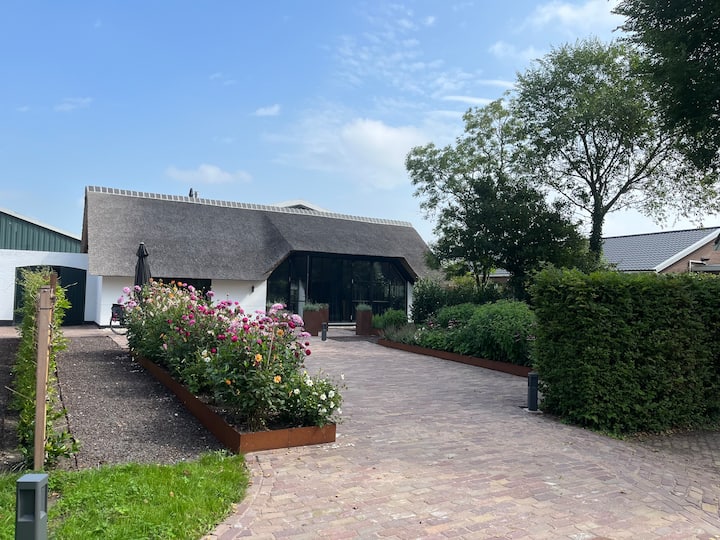 Chestnut Lodge - Gerenoveerde Woning In De Natuur - Alphen aan den Rijn