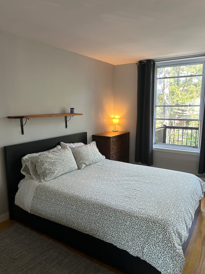 Super Appart 4 Min Du Métro Prefontaine Ligne Vert - Montreal