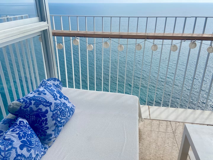 Apart. On The Very Seafront, Direct Beach Access - Alicante