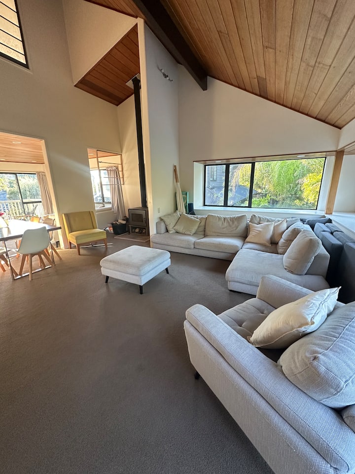 Beach Holiday Home - Auckland