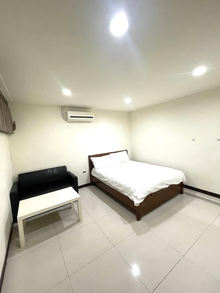 Mrt 10mins Wifi Private Bathroom #802 - New Taipei City