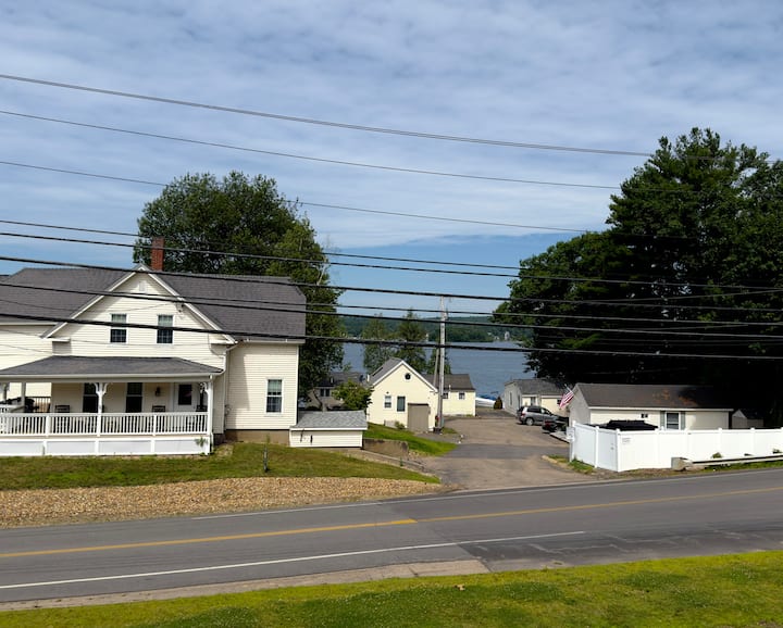 Gilford Condo With Veiw Of The Lake And Pool - Gilford, NH