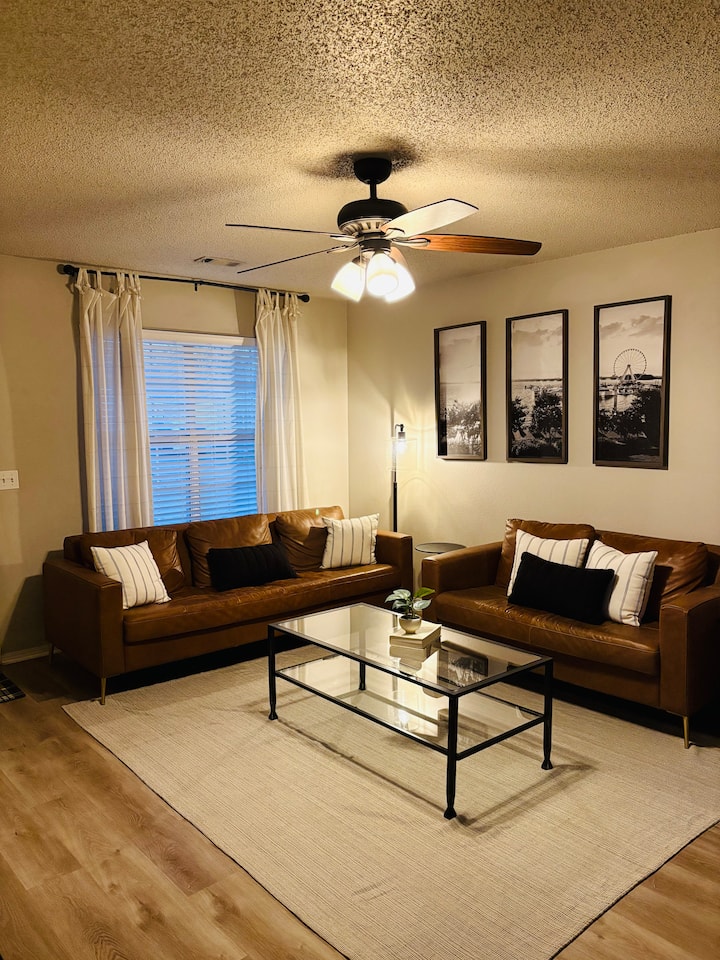 Linwood House Near Downtown Bville & Trails - Rogers, AR