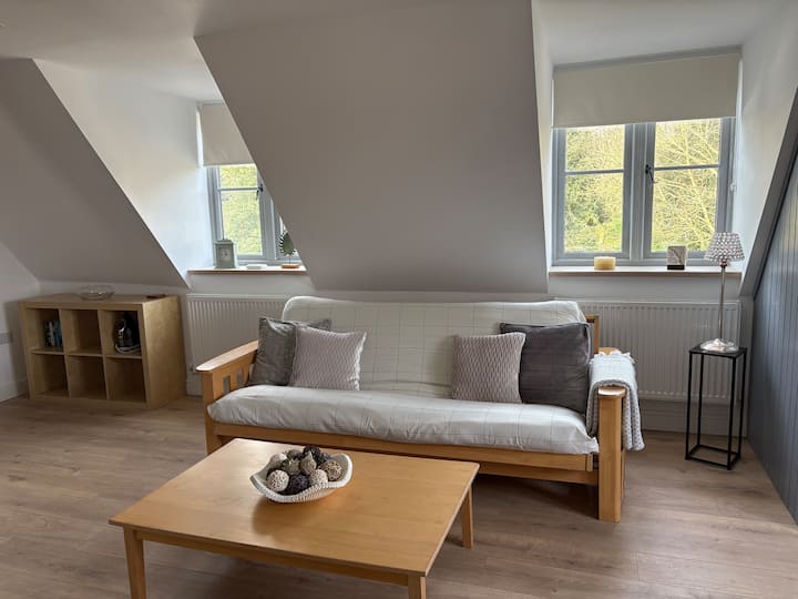 Stunning Village Retreat - Loughborough