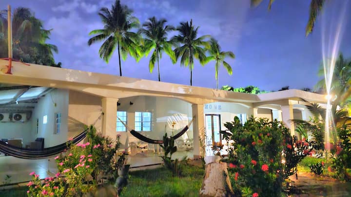 Rancho La Esmeralda - La Libertad, España