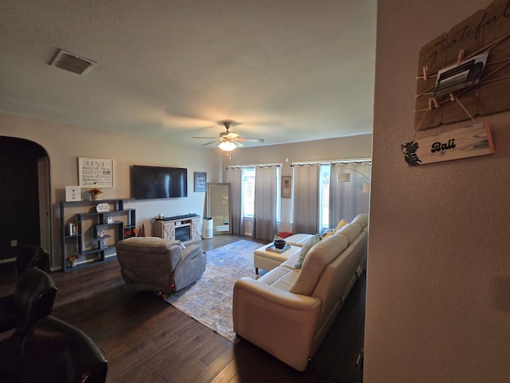 Sy Group Stays! Near Lake Tcc Texas Motor Spd At&t - Sansom Park Trail – Fort Worth