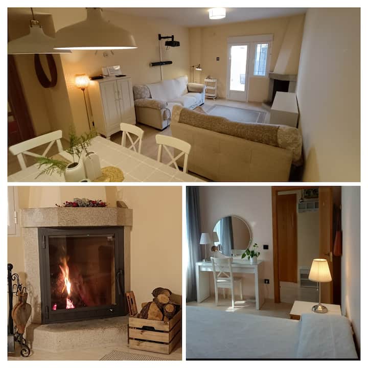 Family Friendly, Home Cinema, Fireplace, Garden - La Adrada