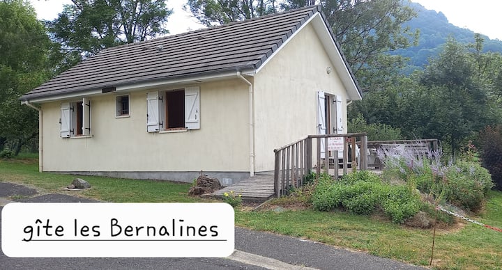 Séjour Proche Lioran.  Petite Maison Avec Terrasse - Le Lioran (Super Lioran)