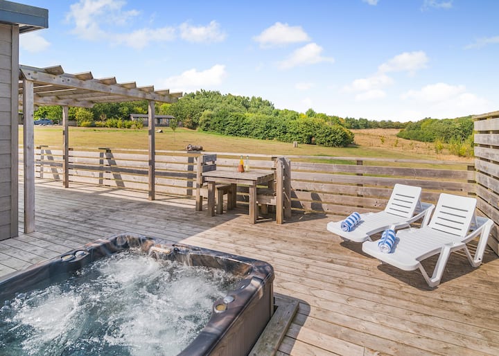 Hedgehog Lodge - Bridgwater
