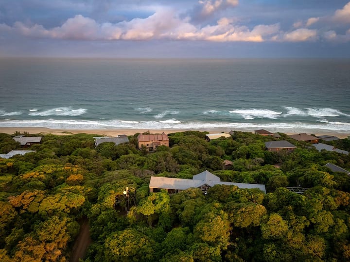 Mar Azul 26. Blissful 5 Bedroom Villa In Malongane - Mozambique