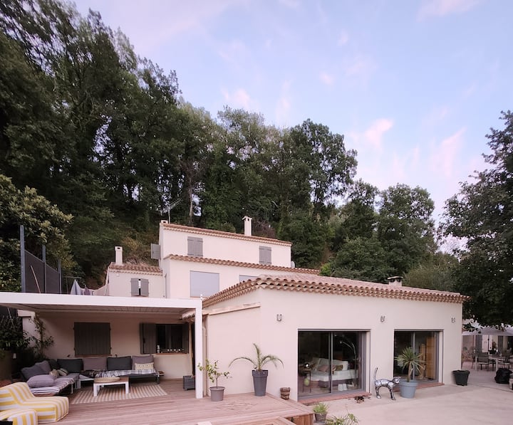 Luberon Sud T 1 - 2 à 4 Pers Avec Jardin Privatif. - Pertuis