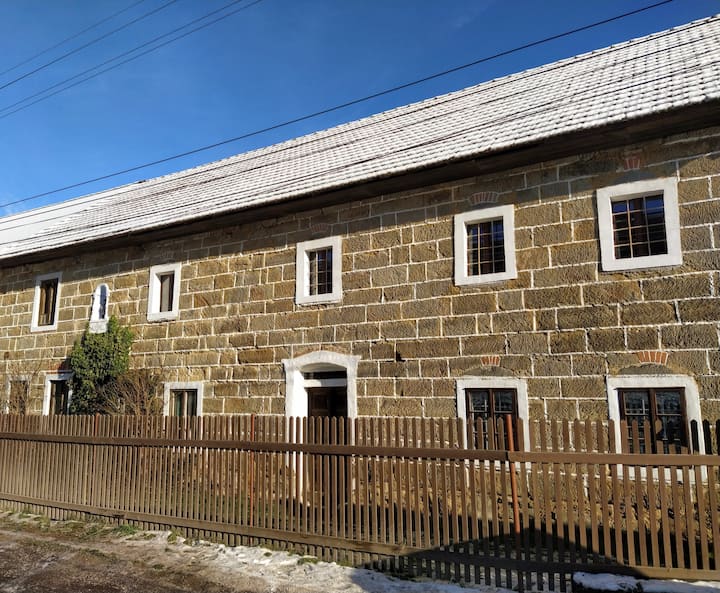 Ubytovanie V Historickom Kamennom Dome - Slovakia