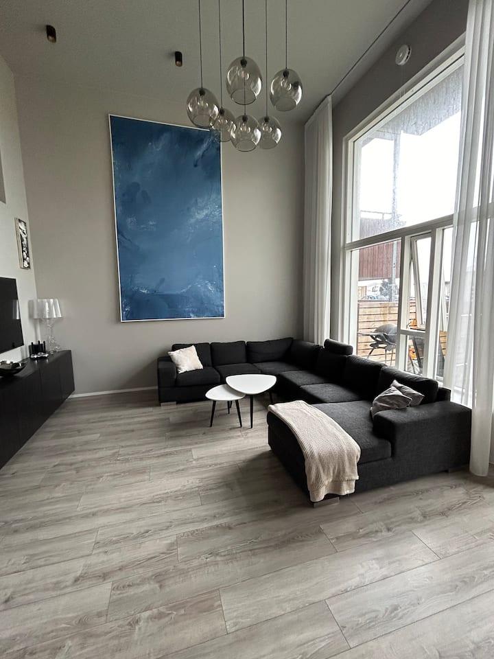 Unique Two-level Apartment, Perfect For Families - Reikiavik