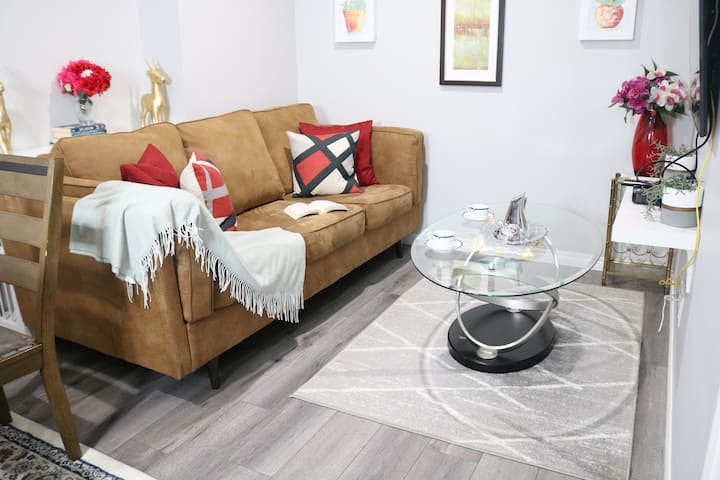 Homely 2bdr Suite W/ Self Check-in_steps From Shc - Calgary