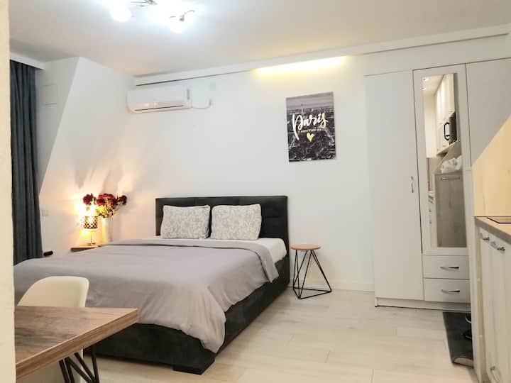Lola City Center Apartment - Belgrad