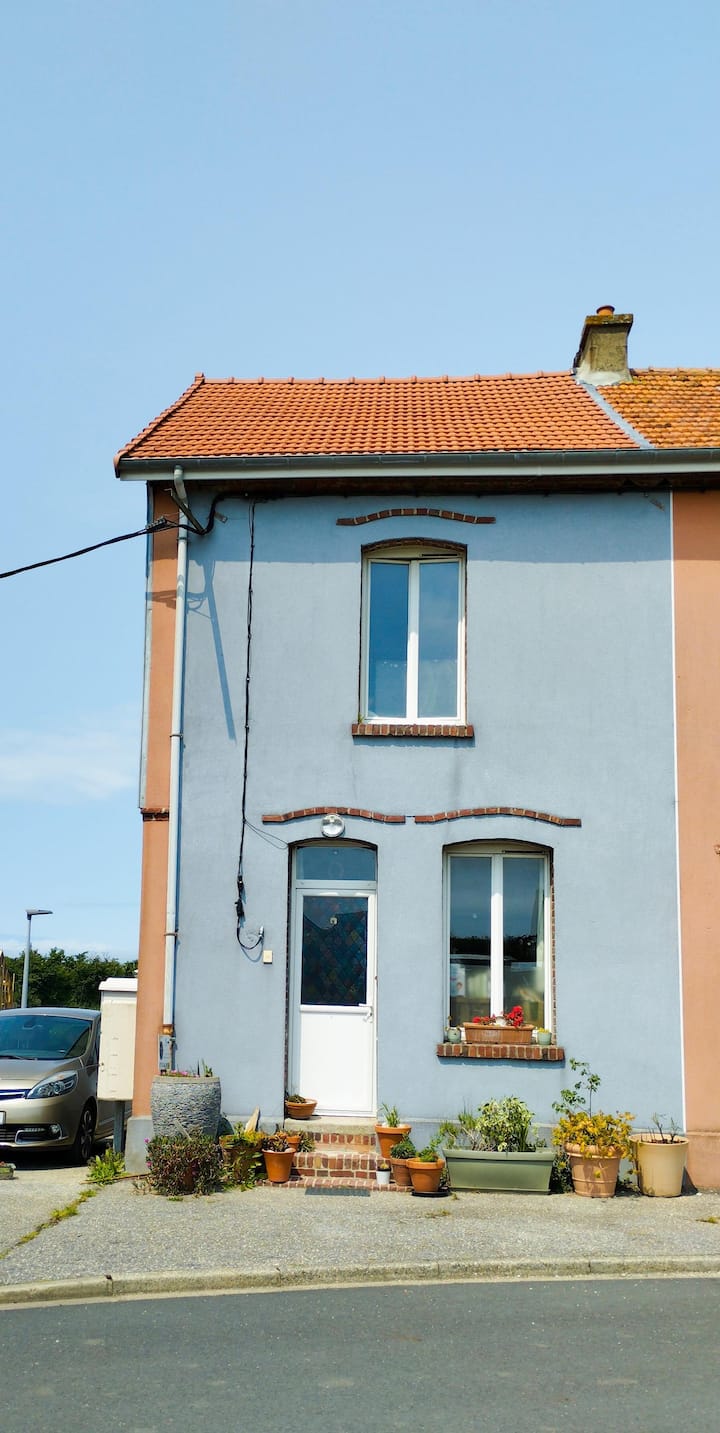 Maison Meublée à 600 M De La Plage. - Centrale EDF