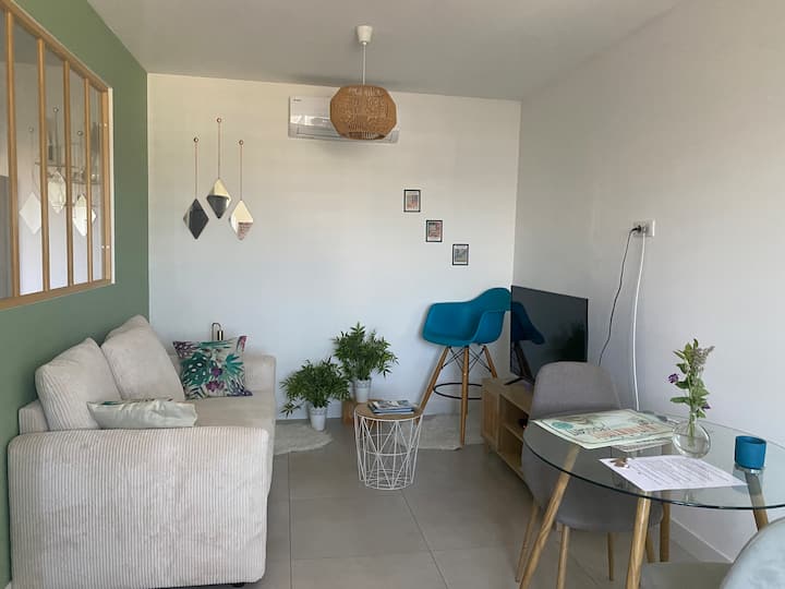 Charmant Logement Proche Montagne Et Mer - Ghisonaccia