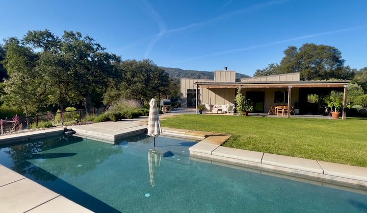 A Stunning River Retreat ~ Pool * Hot Tub * Sauna - Sequoia National Park