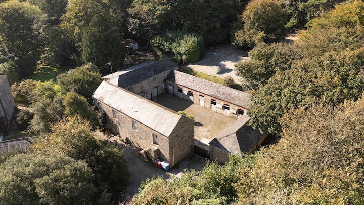 Private House On Historic Cornish Estate - Redruth