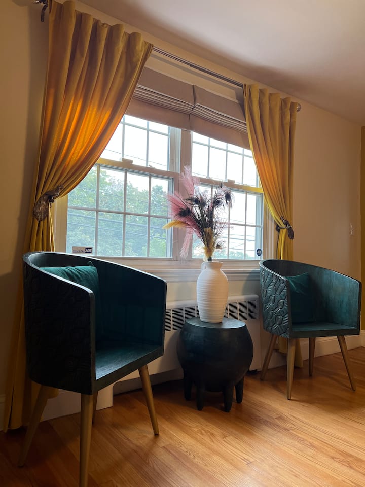 A Sunny Haven In The City! - Boston, MA