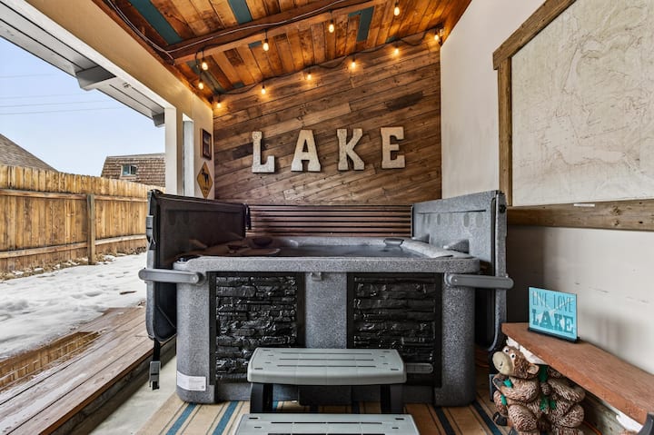 Hot Tub-fast Wifi-8 Beds (2 Kings) 1 Block To Lake - Grand Lake, CO