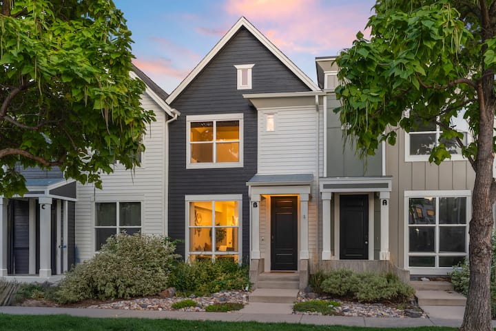 Pedal, Pour & Explore
Steps From Old Town! - Fort Collins, CO