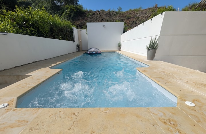 Villa Con Piscina Y Jacuzzi - Ideal Para Grupos. - Carmen de Apicalá