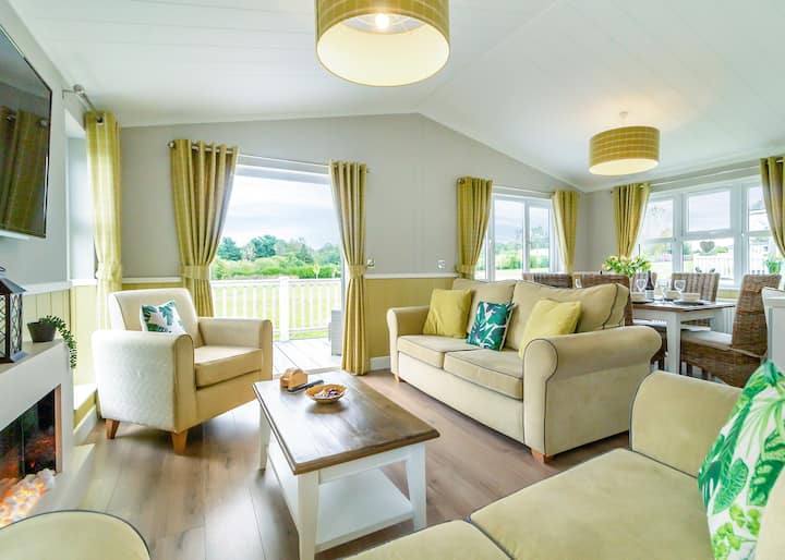 Mead Three - Norfolk