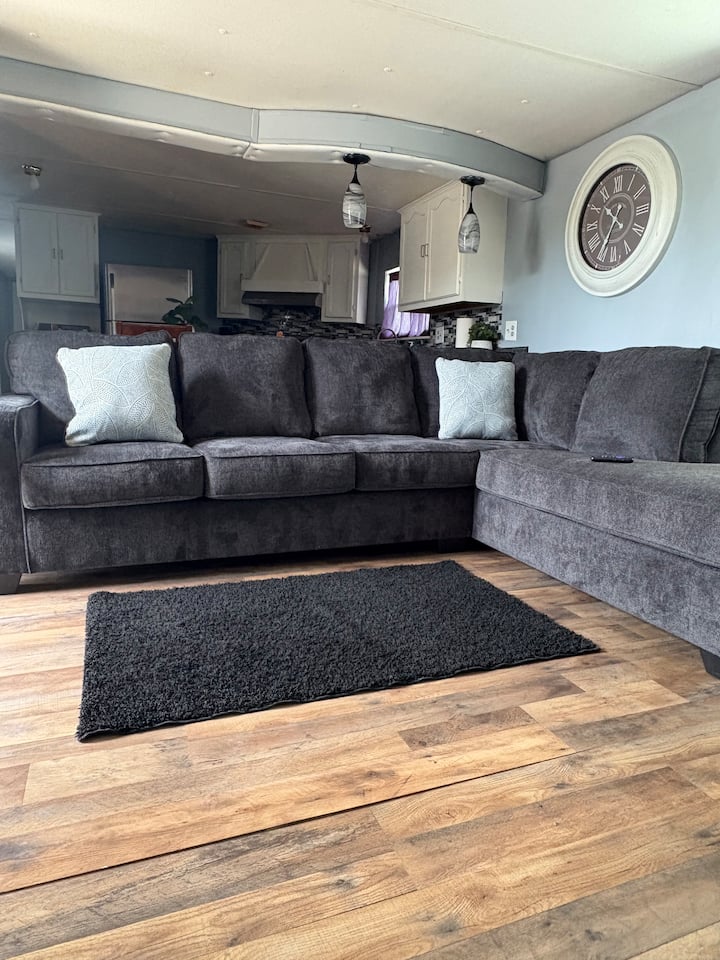 Budget Friendly Space - Eagle Pass, TX