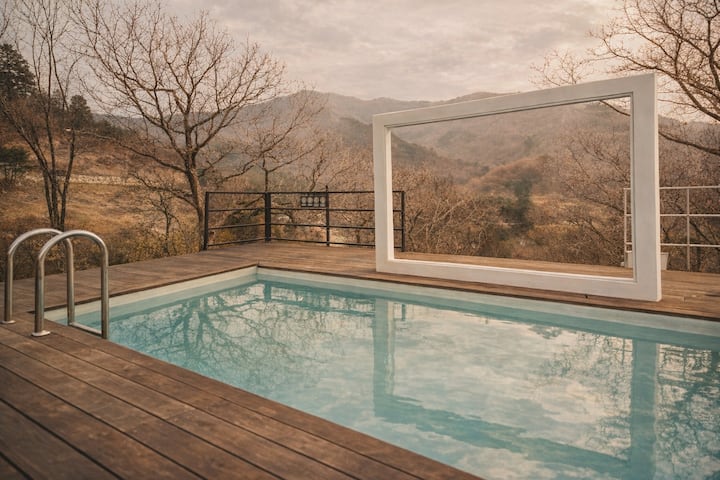 청정 가평의 전원속 도심
노스토스(Nostos) - South Korea