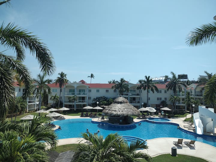 Acapulco Diamante Lakes Frente Arena Gnp. - Acapulco