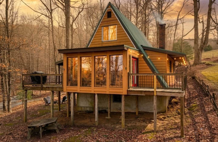 Bring The Dog, Follow Trails, Unwind By The Creek - Suches, GA