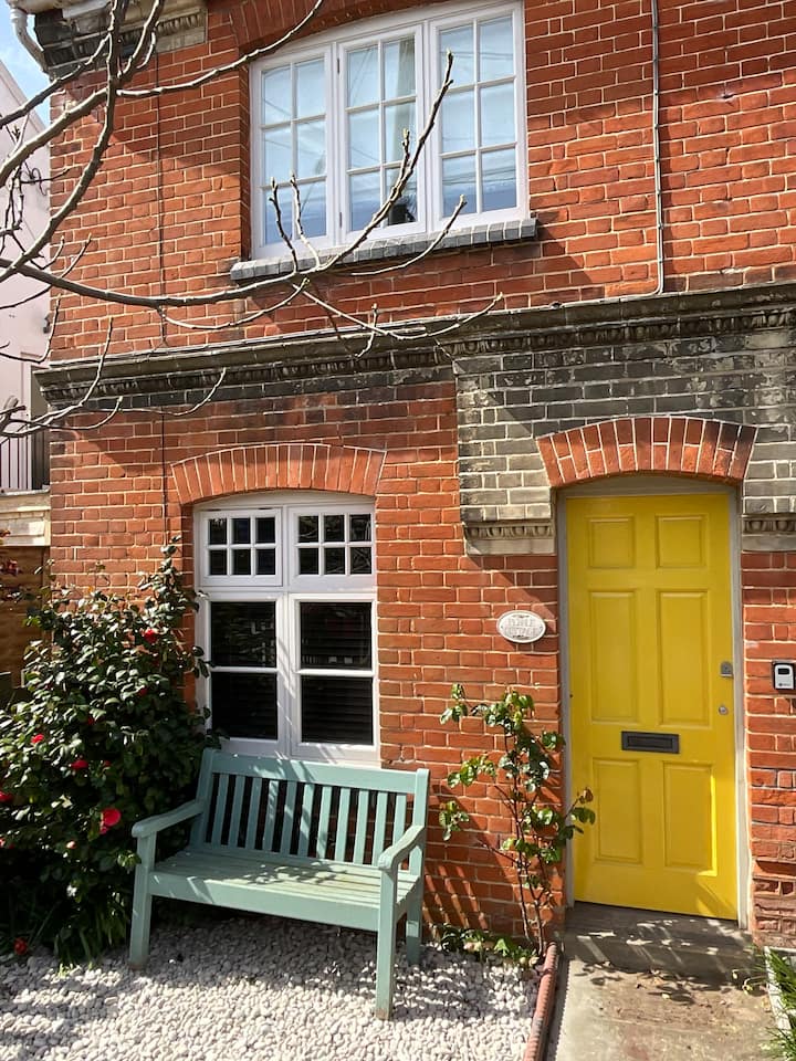 Pebble Cottage, Aldeburgh - Aldeburgh